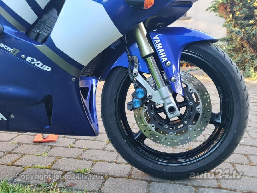 Blue Yamaha YZF-R1 2002 in Tallinn, with an engine capacity of 1.00 L and mileage of 90 thousand km for 2600 €, photo 10 on AUTOMOTO.COM.LV
