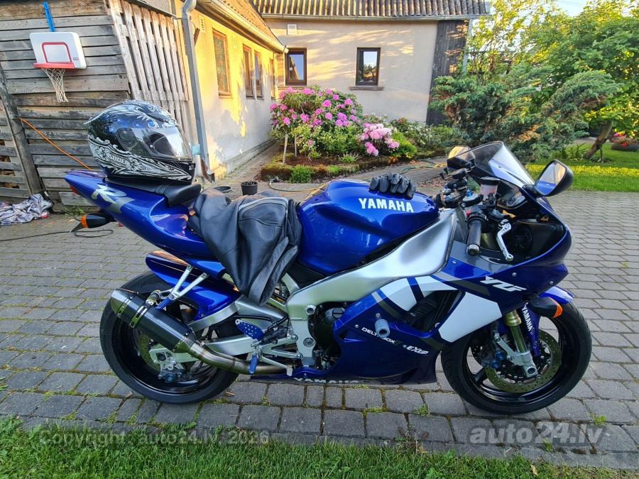 Blue Yamaha YZF-R1 2002 in Tallinn, with an engine capacity of 1.00 L and mileage of 90 thousand km for 2600 €, photo 13 on AUTOMOTO.COM.LV