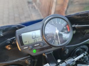 Blue Yamaha YZF-R1 2002 in Tallinn, with an engine capacity of 1.00 L and mileage of 90 thousand km for 2600 €, photo 14 on AUTOMOTO.COM.LV