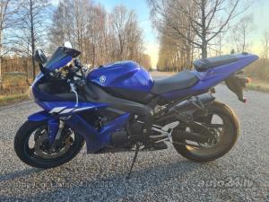 Zils Yamaha YZF-R1 2003 Rīga, ar dzinēja tilpumu 1.00 L un nobraukumu 55 tūkst. km par 3700 €, foto 2 vietnē AUTOMOTO.COM.LV