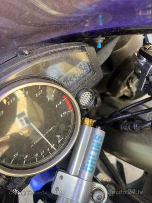 Blue Yamaha YZF-R1 2005 in Parnu, with an engine capacity of 1.00 L and mileage of 54 thousand km for 4500 €, photo 4 on AUTOMOTO.COM.LV