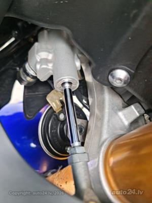 Blue Yamaha YZF-R1 2017 in Tallinn, with an engine capacity of 0.00 L and mileage of 16 thousand km for 14888 €, photo 8 on AUTOMOTO.COM.LV