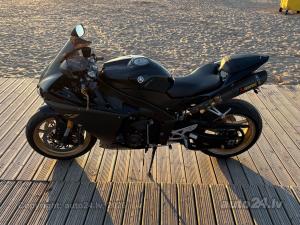 Grey Yamaha YZF-R1 2009 in Riga, with an engine capacity of 0.00 L and mileage of 43 thousand km for 8900 €, photo 5 on AUTOMOTO.COM.LV