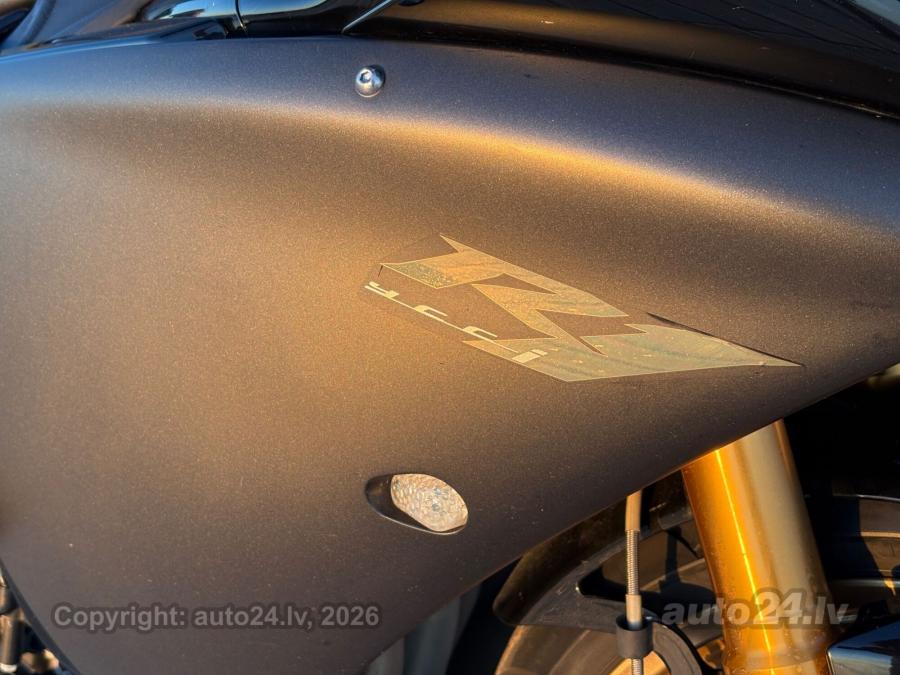 Grey Yamaha YZF-R1 2009 in Riga, with an engine capacity of 0.00 L and mileage of 43 thousand km for 8900 €, photo 20 on AUTOMOTO.COM.LV