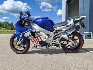 Yamaha YZF-R1 2000 in Tukums, with an engine capacity of 1.00 L and mileage of 0 thousand km for 2700 €, photo  on AUTOMOTO.COM.LV