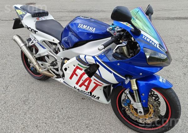 Yamaha YZF-R1 2000 Tukums, ar dzinēja tilpumu 1.00 L un nobraukumu 0 tūkst. km par 2700 €, foto 3 vietnē AUTOMOTO.COM.LV