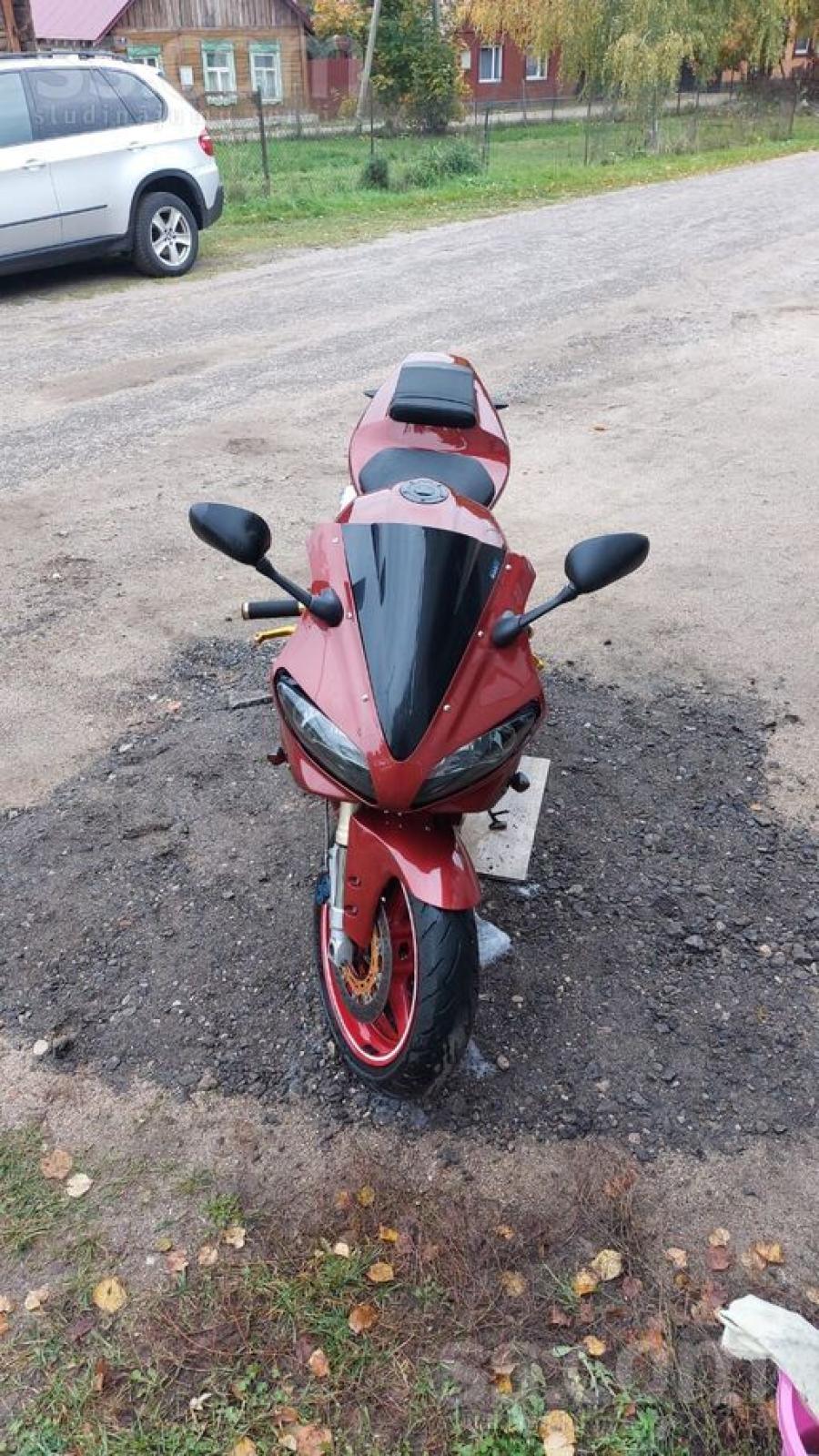 Yamaha YZF-R1 2000 in Daugavpils, with an engine capacity of 1.00 L and mileage of 0 thousand km for 2350 €, photo 5 on AUTOMOTO.COM.LV