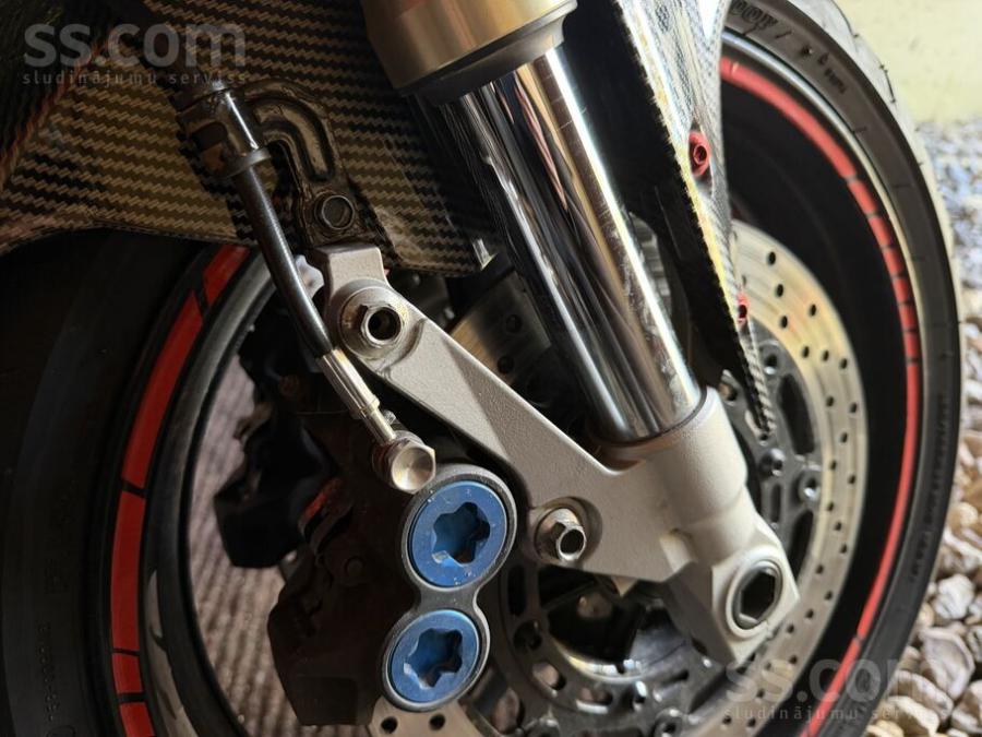 Ямаха YZF-R1 2000 в Лиепая, объемом двигателя 1.00 л и пробегом 0 тыс. км за 2650 €, фото 7 на AUTOMOTO.COM.LV