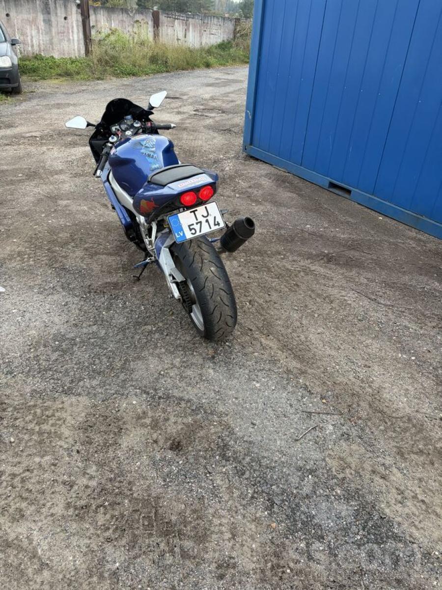 Yamaha YZF-R1 2000 in Riga, with an engine capacity of 1.00 L and mileage of 0 thousand km for 1500 €, photo 4 on AUTOMOTO.COM.LV