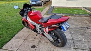 Ямаха YZF-R1 2001 в Елгава, объемом двигателя 1.00 л и пробегом 0 тыс. км за 1700 €, фото 4 на AUTOMOTO.COM.LV