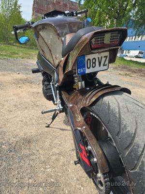 Yamaha YZF-R1 2002 in Tartu, with an engine capacity of 1.00 L and mileage of 57 thousand km for 5000 €, photo 5 on AUTOMOTO.COM.LV