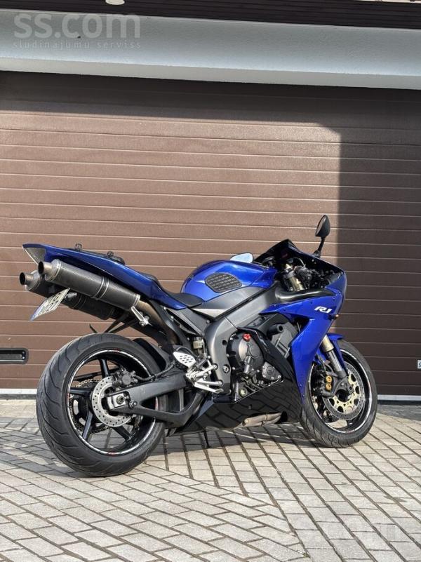 Ямаха YZF-R1 2004 в Рига, объемом двигателя 1.00 л и пробегом 0 тыс. км за 4200 €, фото 3 на AUTOMOTO.COM.LV