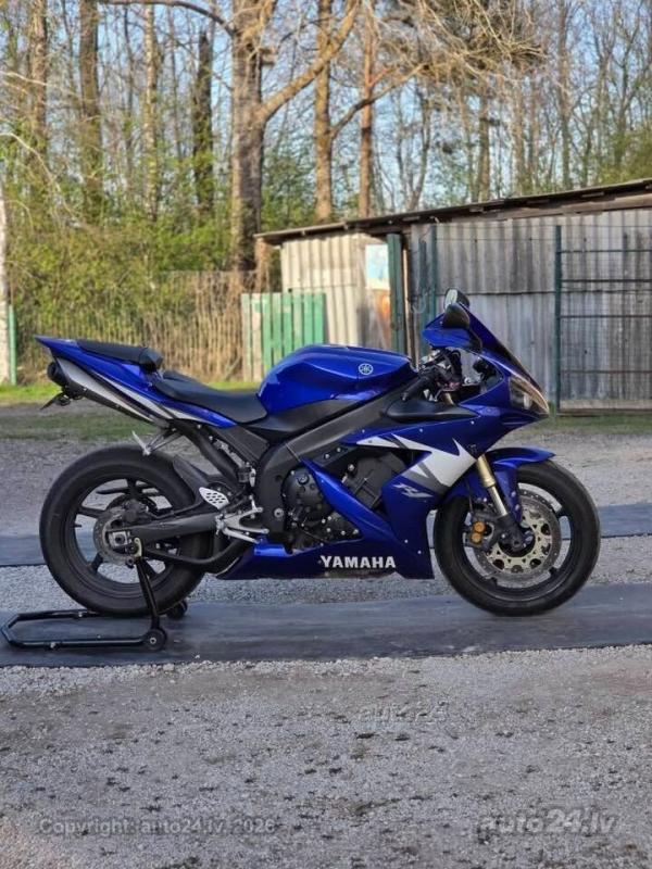 Yamaha YZF-R1 2005 Kohtla-Jerve, ar dzinēja tilpumu 0.00 L un nobraukumu 37 tūkst. km par 4499 €, foto 2 vietnē AUTOMOTO.COM.LV
