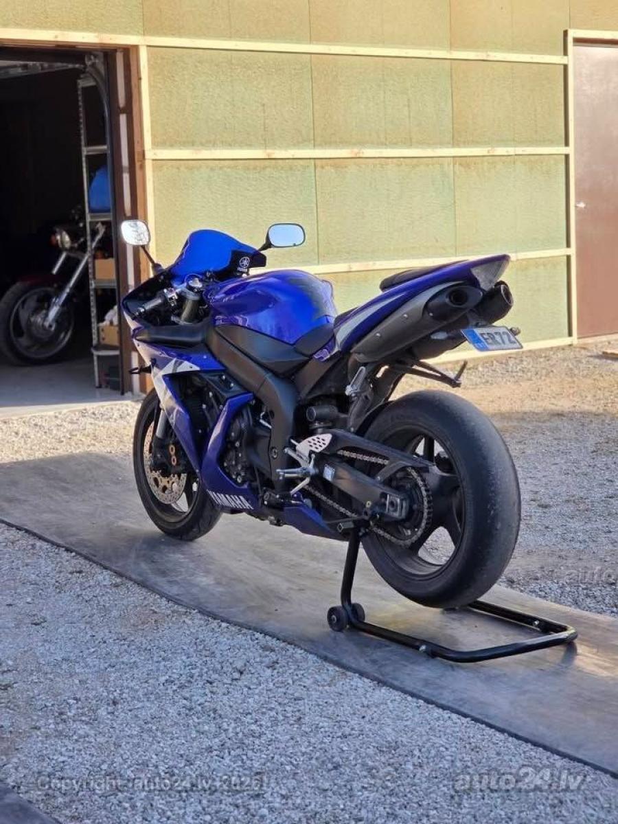 Yamaha YZF-R1 2005 Kohtla-Jerve, ar dzinēja tilpumu 0.00 L un nobraukumu 37 tūkst. km par 4499 €, foto 5 vietnē AUTOMOTO.COM.LV