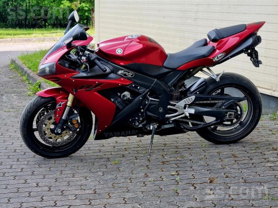 Ямаха YZF-R1 2006 в Елгава, объемом двигателя 1.00 л и пробегом 0 тыс. км за 4200 €, фото 1 на AUTOMOTO.COM.LV