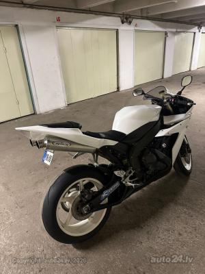 Ямаха YZF-R1 2007 в Таллин, объемом двигателя 1.00 л и пробегом 54 тыс. км за 5500 €, фото 8 на AUTOMOTO.COM.LV