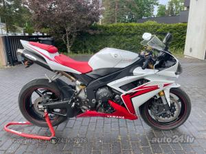 Yamaha YZF-R1 2007 in Tallinn, with an engine capacity of 1.00 L and mileage of 12 thousand km for 5400 €, photo 3 on AUTOMOTO.COM.LV