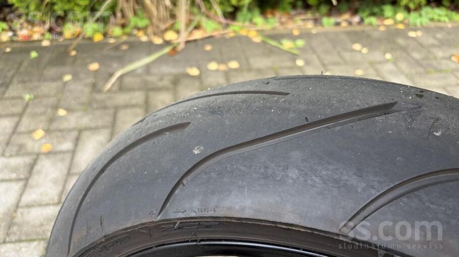 Yamaha YZF-R1 2007 Rīga, ar dzinēja tilpumu 1.00 L un nobraukumu 0 tūkst. km par 5300 €, foto 10 vietnē AUTOMOTO.COM.LV
