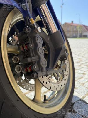 Yamaha YZF-R1 2009 in Ventspils, with an engine capacity of 1.00 L and mileage of 0 thousand km for 7800 €, photo 8 on AUTOMOTO.COM.LV