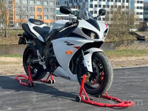 Yamaha YZF-R1 2011 in Riga, with an engine capacity of 1.00 L and mileage of 0 thousand km for 14000 €, photo  on AUTOMOTO.COM.LV