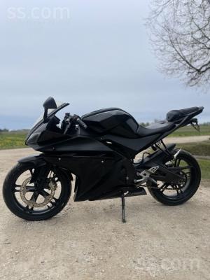 Ямаха YZF R125 2008 в Тельшяй, объемом двигателя 0.13 л и пробегом 0 тыс. км за 1900 €, фото  на AUTOMOTO.COM.LV
