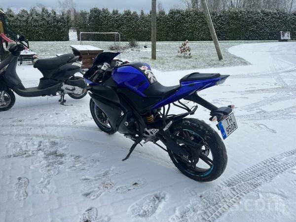 Yamaha YZF R125 2008 Rēzekne, ar dzinēja tilpumu 0.13 L un nobraukumu 0 tūkst. km par 1050 €, foto 4 vietnē AUTOMOTO.COM.LV