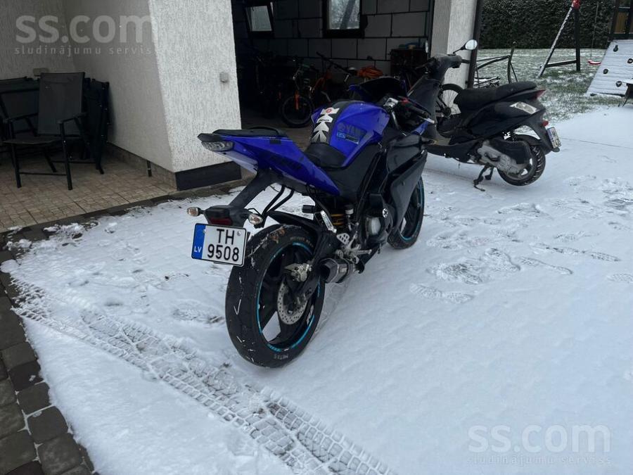 Yamaha YZF R125 2008 Rēzekne, ar dzinēja tilpumu 0.13 L un nobraukumu 0 tūkst. km par 1050 €, foto 6 vietnē AUTOMOTO.COM.LV