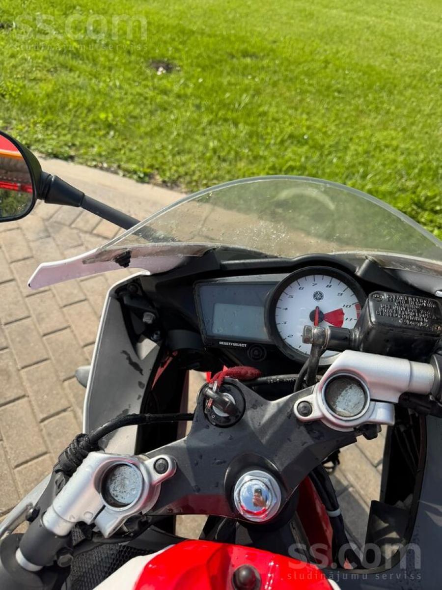 Ямаха YZF R125 2008 в Талси, объемом двигателя 0.13 л и пробегом 0 тыс. км за 1500 €, фото 5 на AUTOMOTO.COM.LV