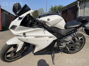 Ямаха YZF R125 2009 в Рига, объемом двигателя 0.13 л и пробегом 0 тыс. км за 10500 €, фото 2 на AUTOMOTO.COM.LV
