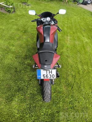 Yamaha YZF R125 2009 in Ogre, with an engine capacity of 0.13 L and mileage of 0 thousand km for 2300 €, photo 8 on AUTOMOTO.COM.LV