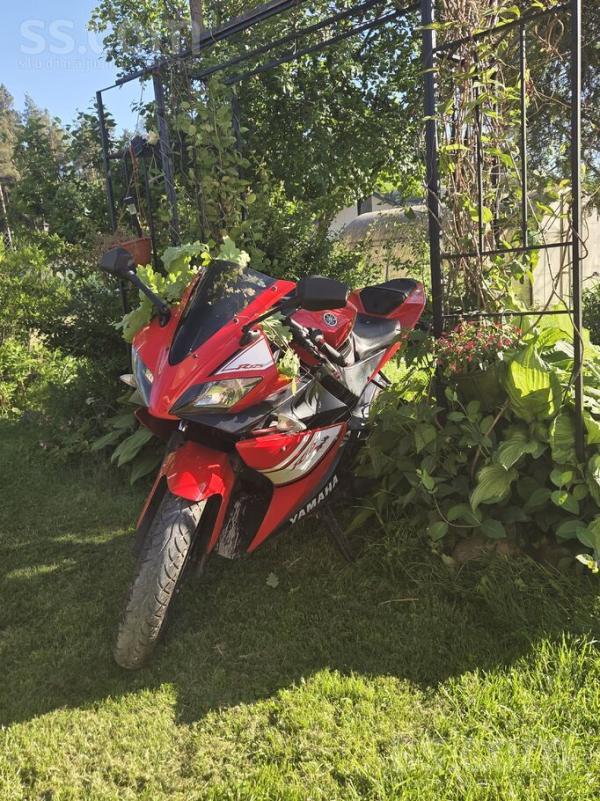 Yamaha YZF R125 2009 in Riga, with an engine capacity of 0.13 L and mileage of 0 thousand km for 1755 €, photo 7 on AUTOMOTO.COM.LV