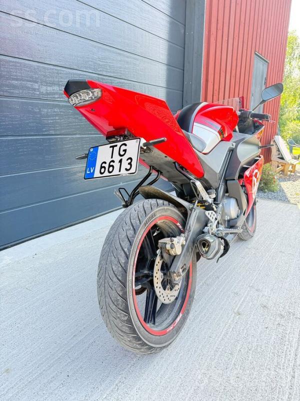 Yamaha YZF R125 2009 in Talsi, with an engine capacity of 0.13 L and mileage of 0 thousand km for 2300 €, photo 4 on AUTOMOTO.COM.LV