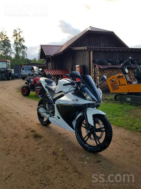 Yamaha YZF R125 2009 Valmiera, ar dzinēja tilpumu 0.13 L un nobraukumu 0 tūkst. km par 1890 €, foto 3 vietnē AUTOMOTO.COM.LV