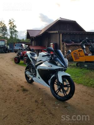 Yamaha YZF R125 2009 Valmiera, ar dzinēja tilpumu 0.13 L un nobraukumu 0 tūkst. km par 1890 €, foto 4 vietnē AUTOMOTO.COM.LV