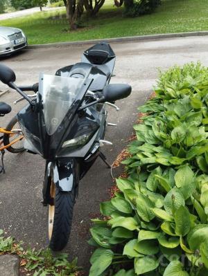 Yamaha YZF R125 2010 Tukums, ar dzinēja tilpumu 0.12 L un nobraukumu 0 tūkst. km par 1550 €, foto 2 vietnē AUTOMOTO.COM.LV