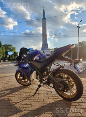 Yamaha YZF R125 2010 in Riga, with an engine capacity of 0.13 L and mileage of 0 thousand km for 2100 €, photo 5 on AUTOMOTO.COM.LV