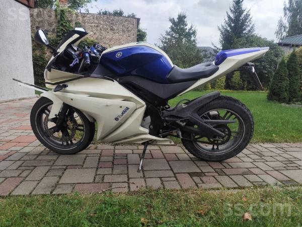 Yamaha YZF R125 2010 Jēkabpils, ar dzinēja tilpumu 0.13 L un nobraukumu 0 tūkst. km par 1600 €, foto 4 vietnē AUTOMOTO.COM.LV