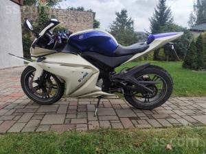Ямаха YZF R125 2010 в Екабпилс, объемом двигателя 0.13 л и пробегом 0 тыс. км за 1600 €, фото 5 на AUTOMOTO.COM.LV