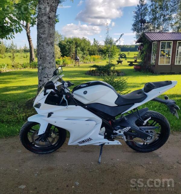 Ямаха YZF R125 2010 в Валмиера, объемом двигателя 0.13 л и пробегом 0 тыс. км за 2099 €, фото 4 на AUTOMOTO.COM.LV