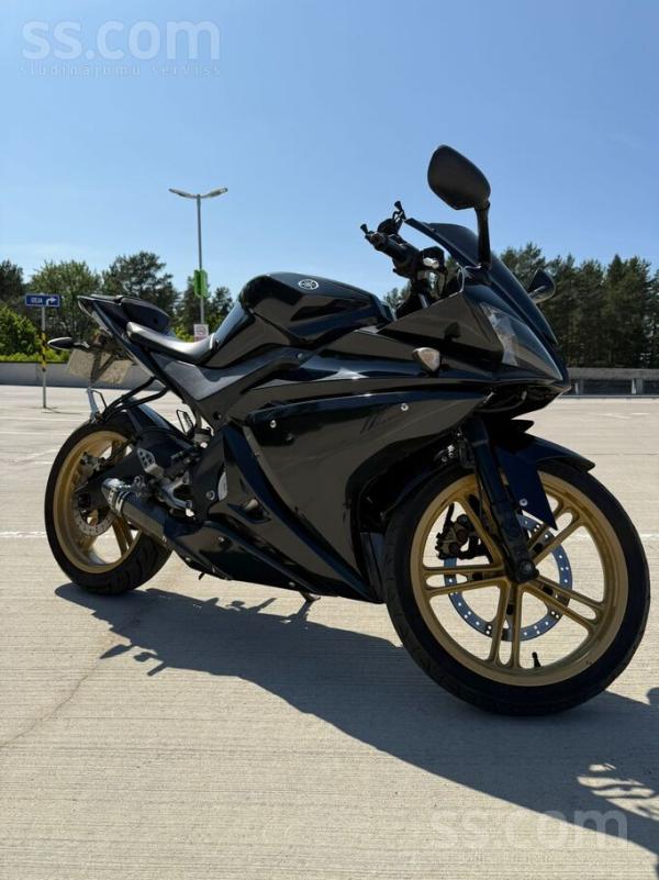 Ямаха YZF R125 2011 в Рига, объемом двигателя 0.13 л и пробегом 0 тыс. км за 1850 €, фото 2 на AUTOMOTO.COM.LV