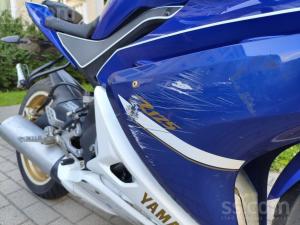 Ямаха YZF R125 2012 в Рига, объемом двигателя 0.13 л и пробегом 0 тыс. км за 1750 €, фото 9 на AUTOMOTO.COM.LV