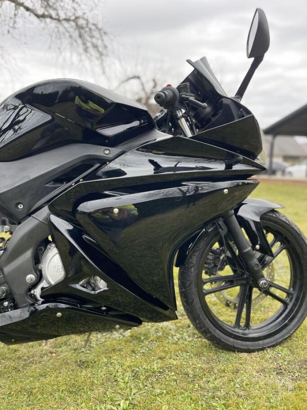 Ямаха YZF R125 2014 в Тельшяй, объемом двигателя 0.13 л и пробегом 0 тыс. км за 2000 €, фото 5 на AUTOMOTO.COM.LV