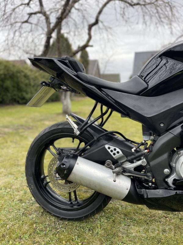 Ямаха YZF R125 2014 в Тельшяй, объемом двигателя 0.13 л и пробегом 0 тыс. км за 2000 €, фото 6 на AUTOMOTO.COM.LV