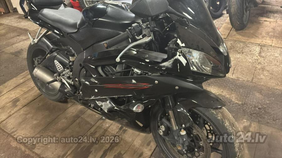 Melns Yamaha YZF R6 2007 Tallina, ar dzinēja tilpumu 0.60 L un nobraukumu 0 tūkst. km par 2600 €, foto 1 vietnē AUTOMOTO.COM.LV