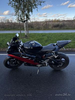 Черный Ямаха YZF R6 2007 в Таллин, объемом двигателя 0.60 л и пробегом 33 тыс. км за 6800 €, фото 3 на AUTOMOTO.COM.LV