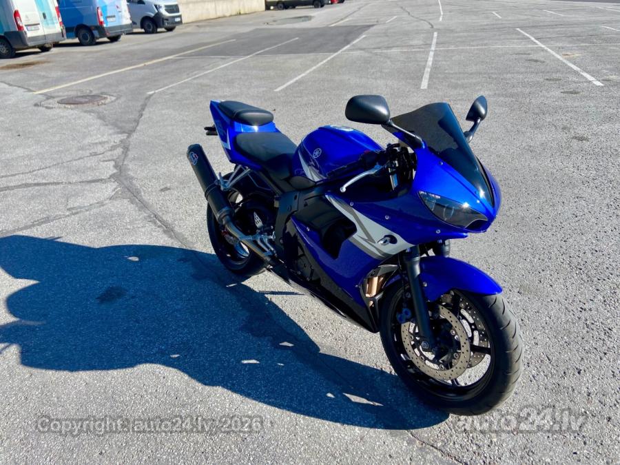 Синий Ямаха YZF R6 2004 в Таллин, объемом двигателя 0.60 л и пробегом 42 тыс. км за 3650 €, фото 1 на AUTOMOTO.COM.LV
