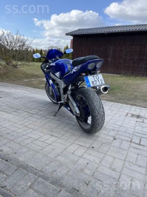 Yamaha YZF R6 2000 Talsi, ar dzinēja tilpumu 0.60 L un nobraukumu 0 tūkst. km par 2499 €, foto 7 vietnē AUTOMOTO.COM.LV