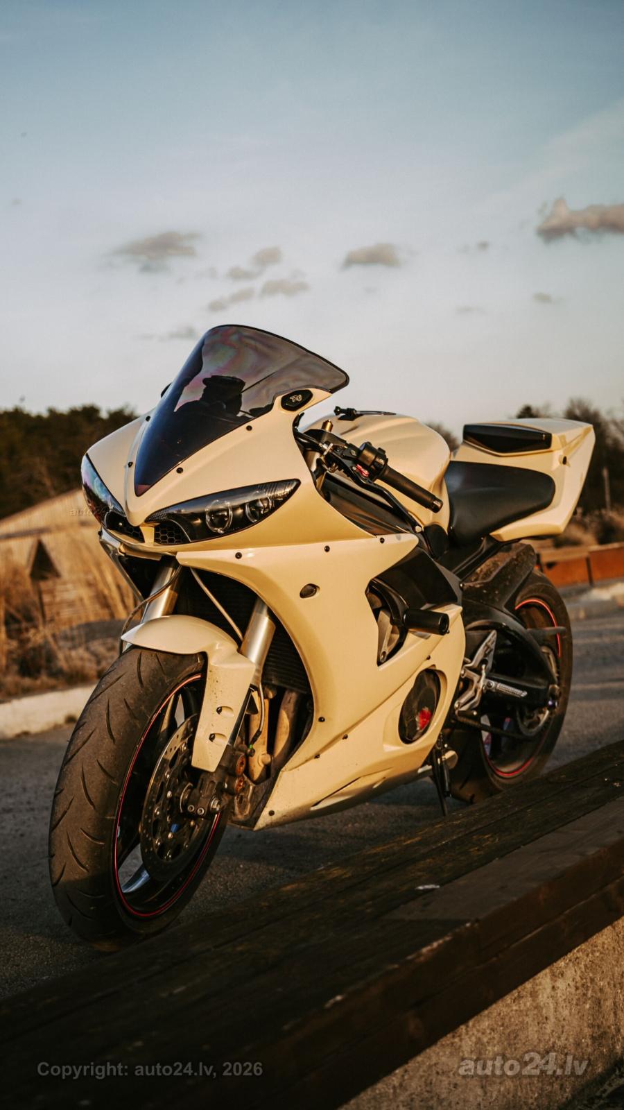 Ямаха YZF R6 2005 в Таллин, объемом двигателя 0.60 л и пробегом 60 тыс. км за 5200 €, фото 6 на AUTOMOTO.COM.LV