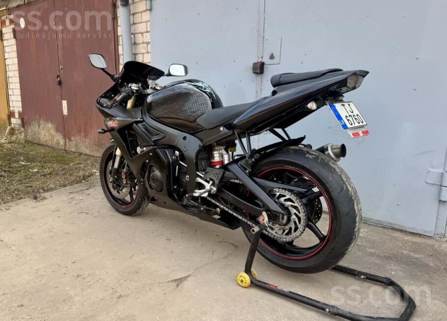 Yamaha YZF R6 2005 in Daugavpils, with an engine capacity of 0.60 L and mileage of 0 thousand km for 3000 €, photo 6 on AUTOMOTO.COM.LV