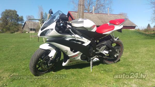Yamaha YZF R6 2008 in Jogeva, with an engine capacity of 0.60 L and mileage of 0 thousand km for 5500 €, photo 4 on AUTOMOTO.COM.LV